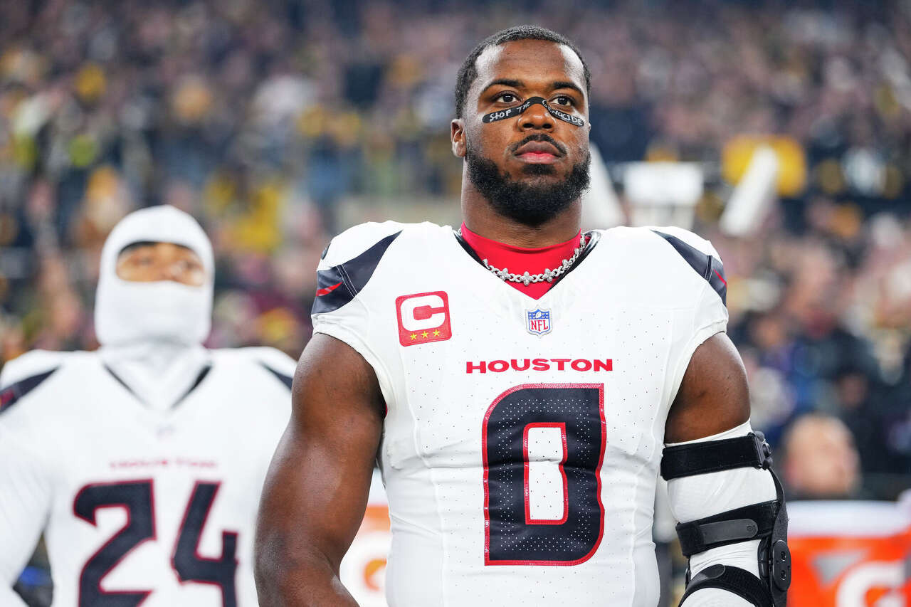 NFL fines Texans' Azeez Al-Shaair for 'Stop the genocide' eye black
