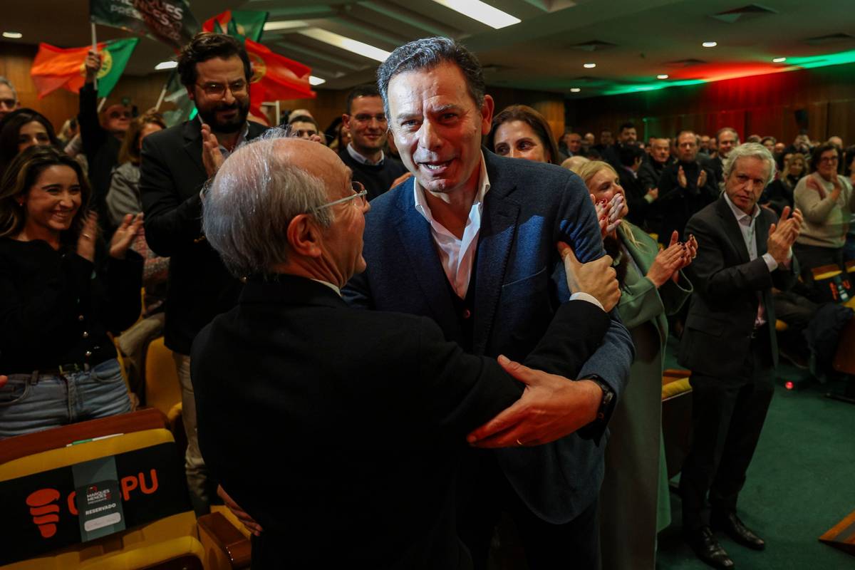 Mendes teve tantos votos da AD como Cotrim - e acaba com o pior ...