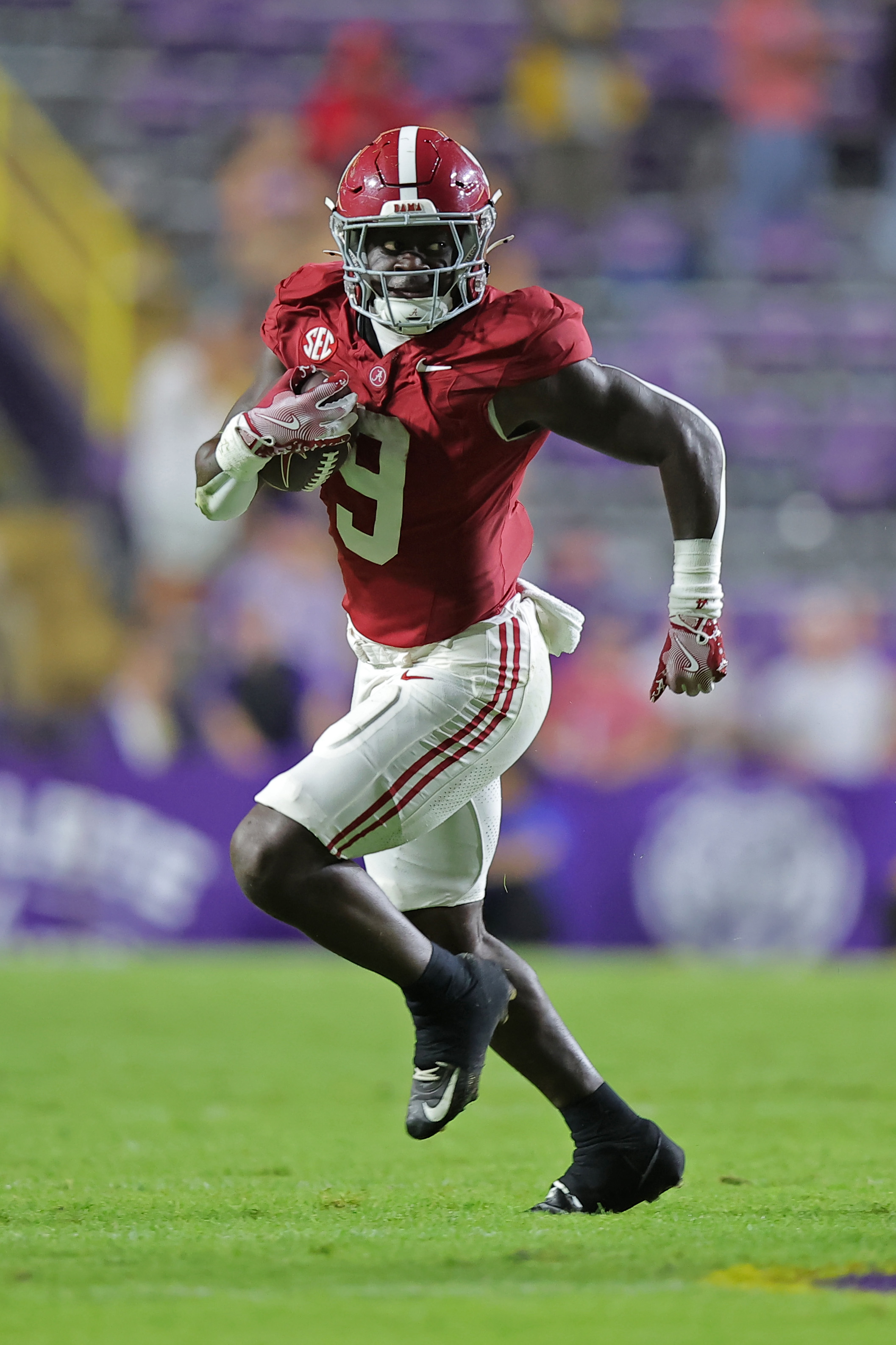 Buffs add Alabama RB Richard Young in portal