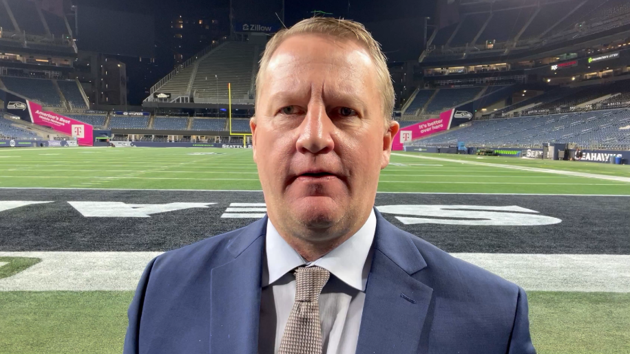 From Lumen Field: How Sam Darnold played through injury, how Leonard ...