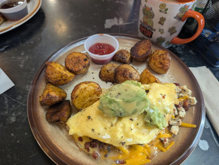 9 Arizona breakfast spots where the green chile makes everything better