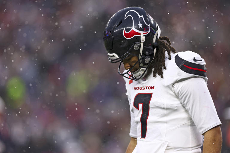 CJ Stroud throws 4 first-half interceptions vs. Patriots, including ...
