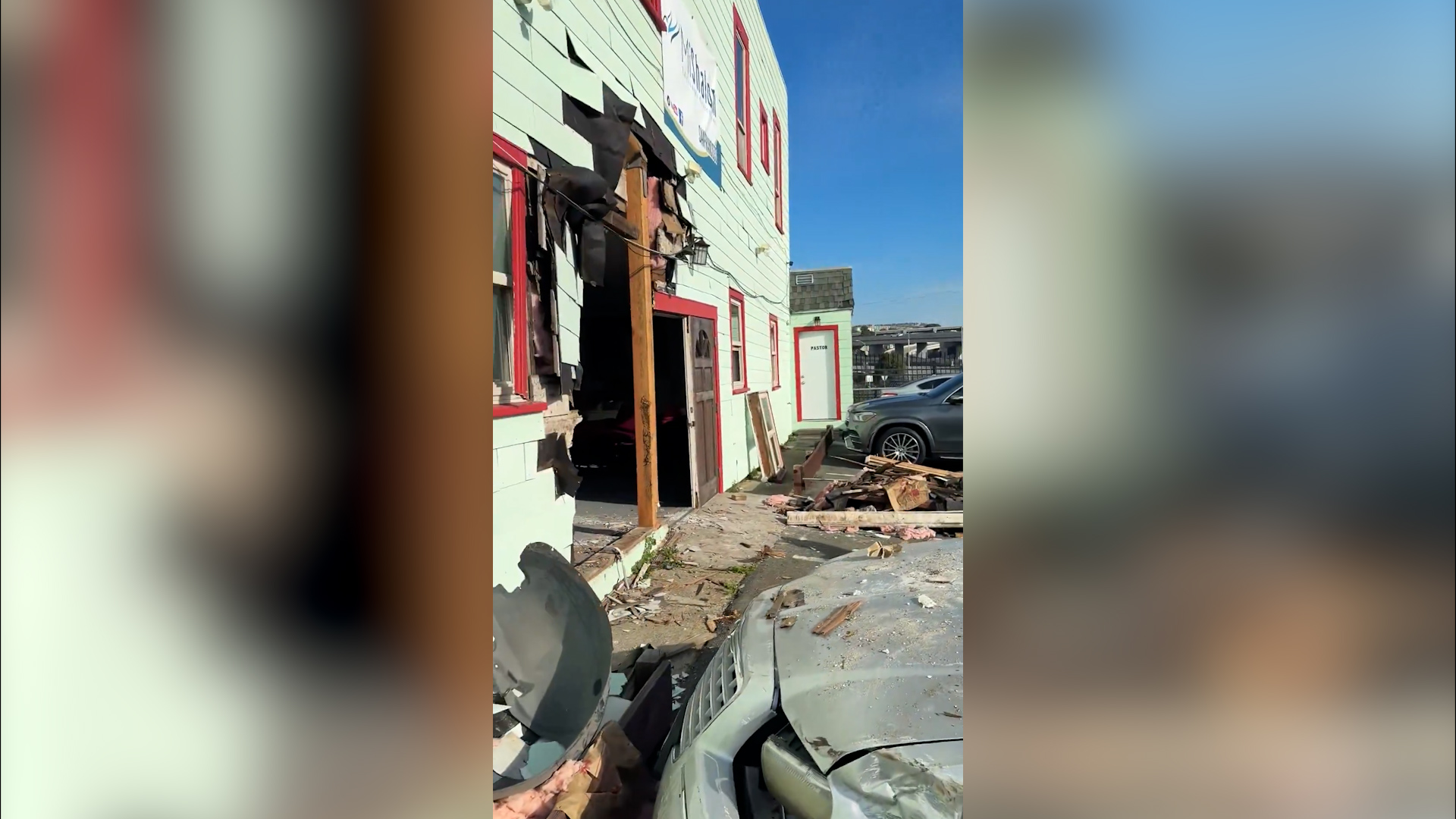 Car crashes into San Francisco church on Sunday