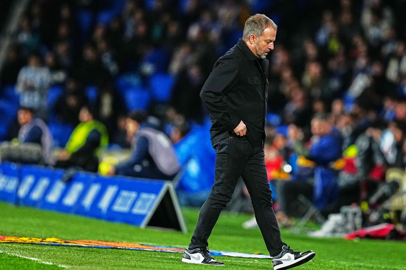 Barcelona's 11-game winning streak ends with 2-1 loss at Real Sociedad ...