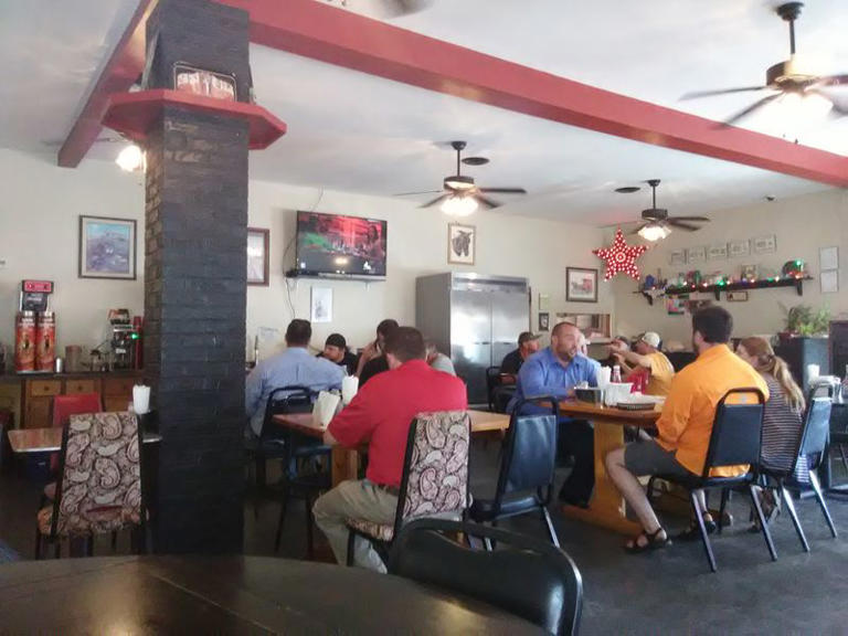 Beloved Georgia buffets that make road trips totally worth it