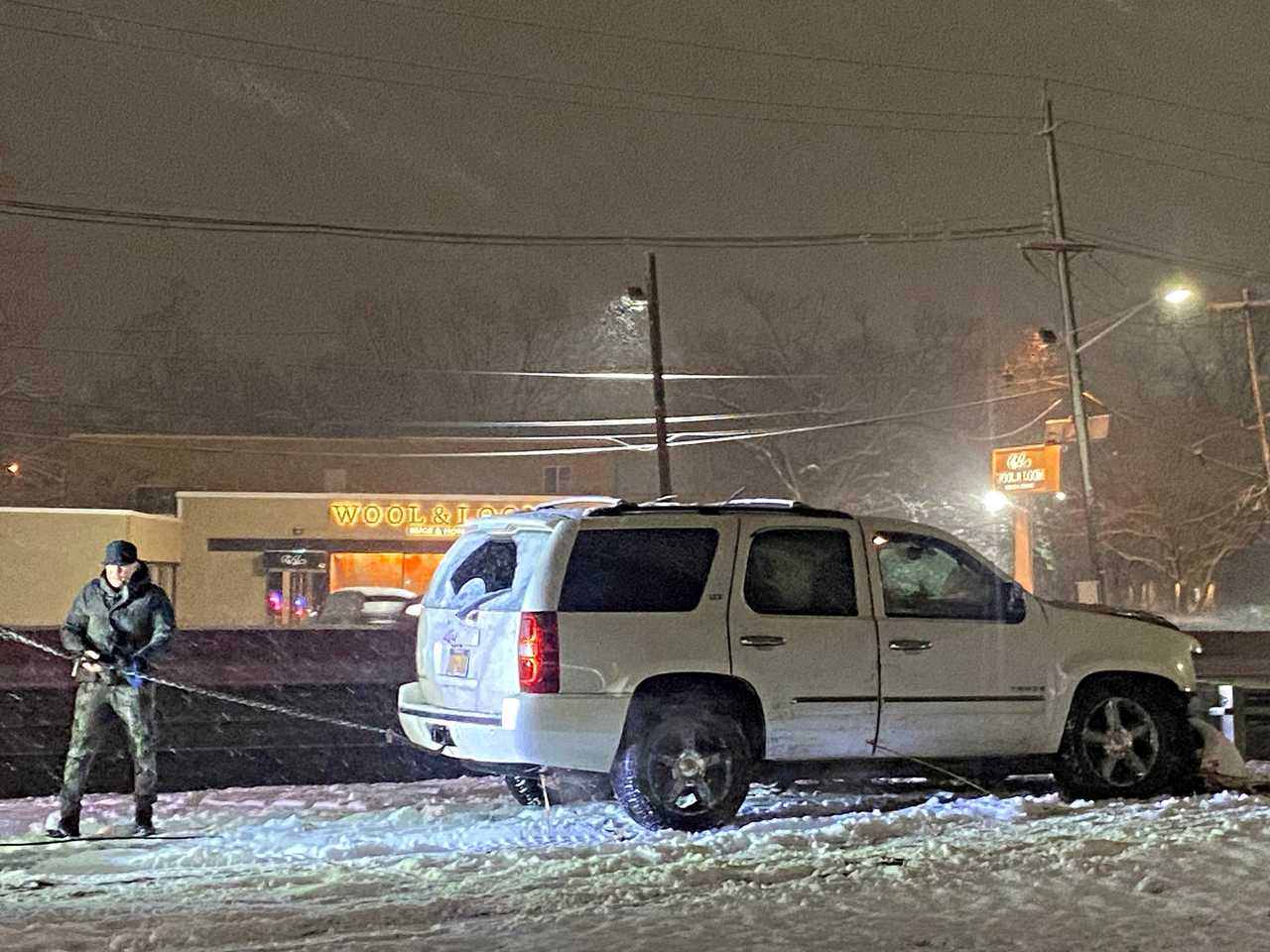 Chevy Tahoe plunges nearly 200 feet off Route 17 flyover in Paramus