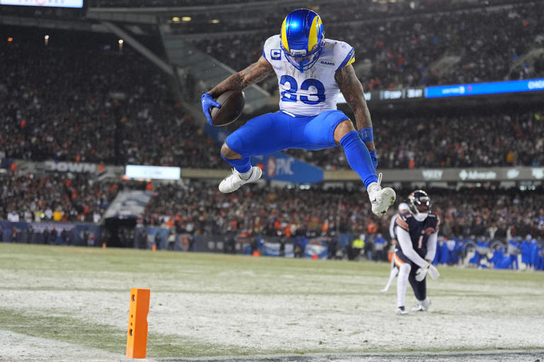 Rams shake off wild, late TD pass by Caleb Williams, beat Bears 20-17 ...