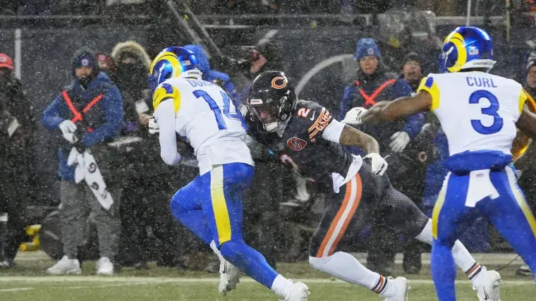 Caleb Williams interceptions today: Bears QB throws away Chicago's ...