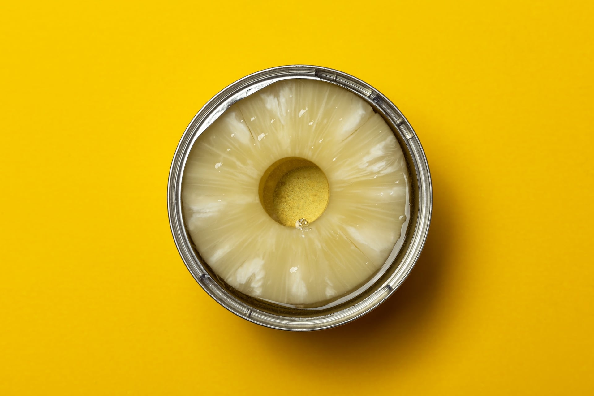 Fruits en conserve : une solution pratique mais pas sans compromis