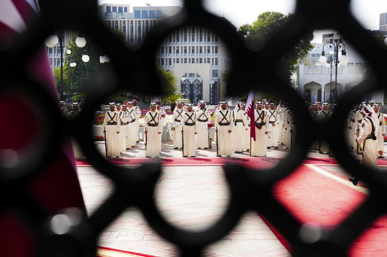 Photo gallery: Carney in Qatar to boost trade, culture ties