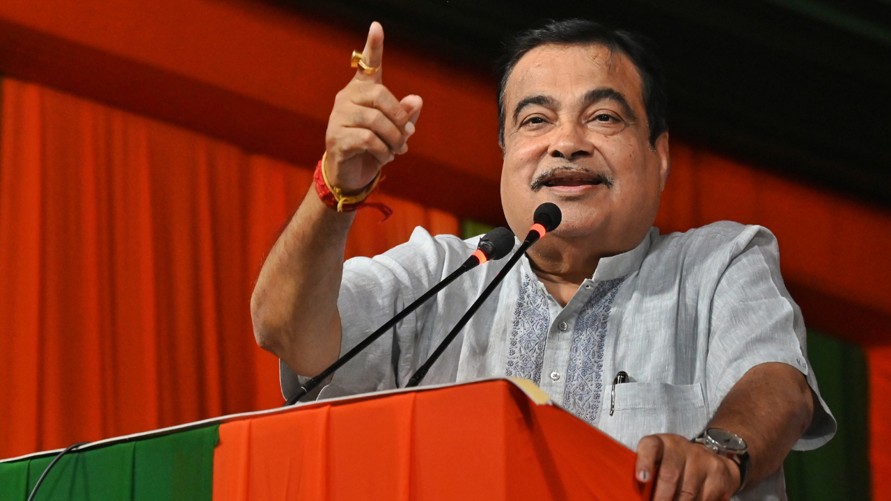 Old generation should step aside: Nitin Gadkari backs leadership shift ...