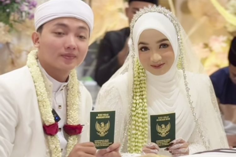 Sah Jadi Suami-istri, Momen Ning Umi Laila dan Gus Anas Hidyatulloh ...