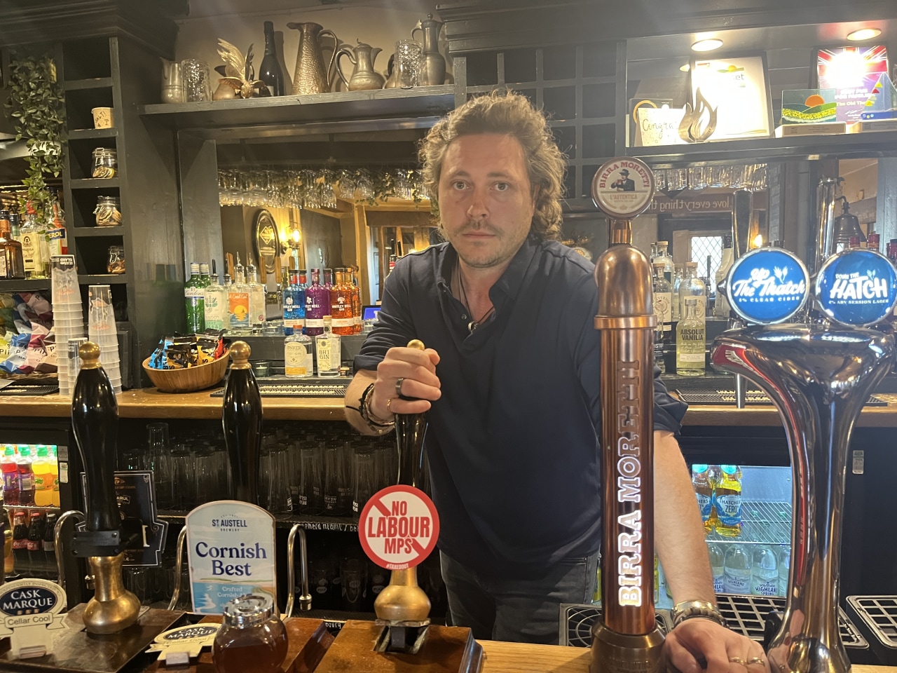 Pub owners turn against government in Britain’s latest rebellion