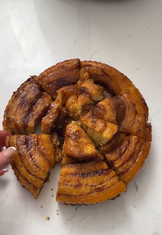 Easy way to make perfect caramel rolls every time