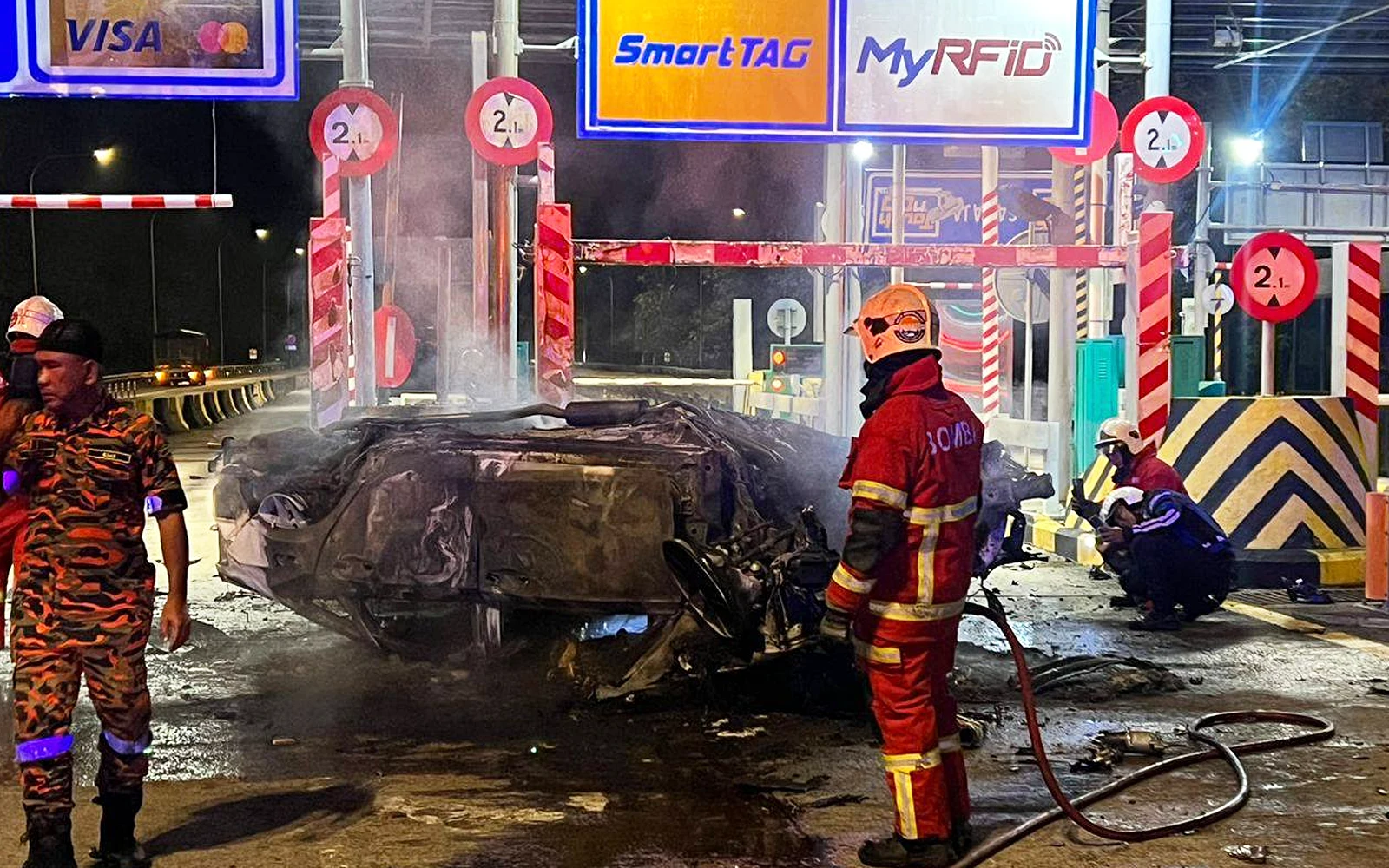 Charred bodies found after car fire at Jitra toll plaza
