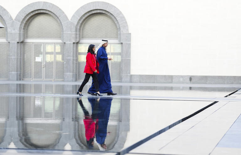 Photo gallery: Carney in Qatar to boost trade, culture ties
