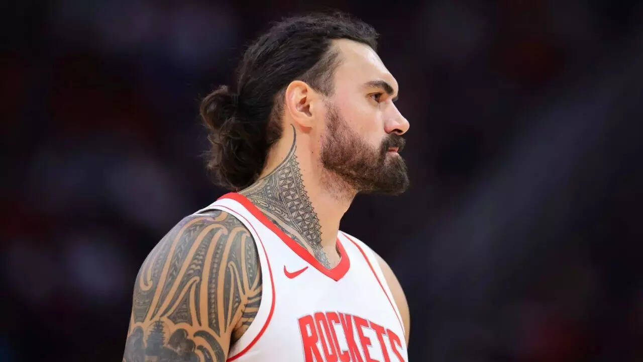 Houston Rockets injury update: Steven Adams goes to locker room after a ...