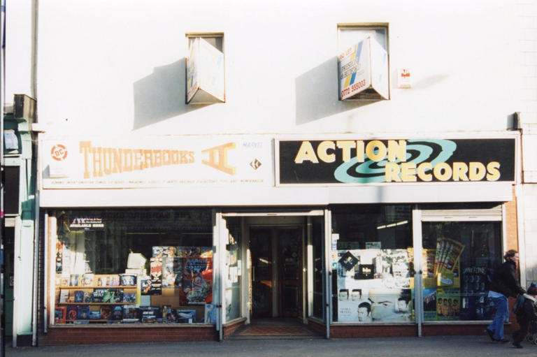 23 nostalgic photos of Preston's Friargate in the early 1990s