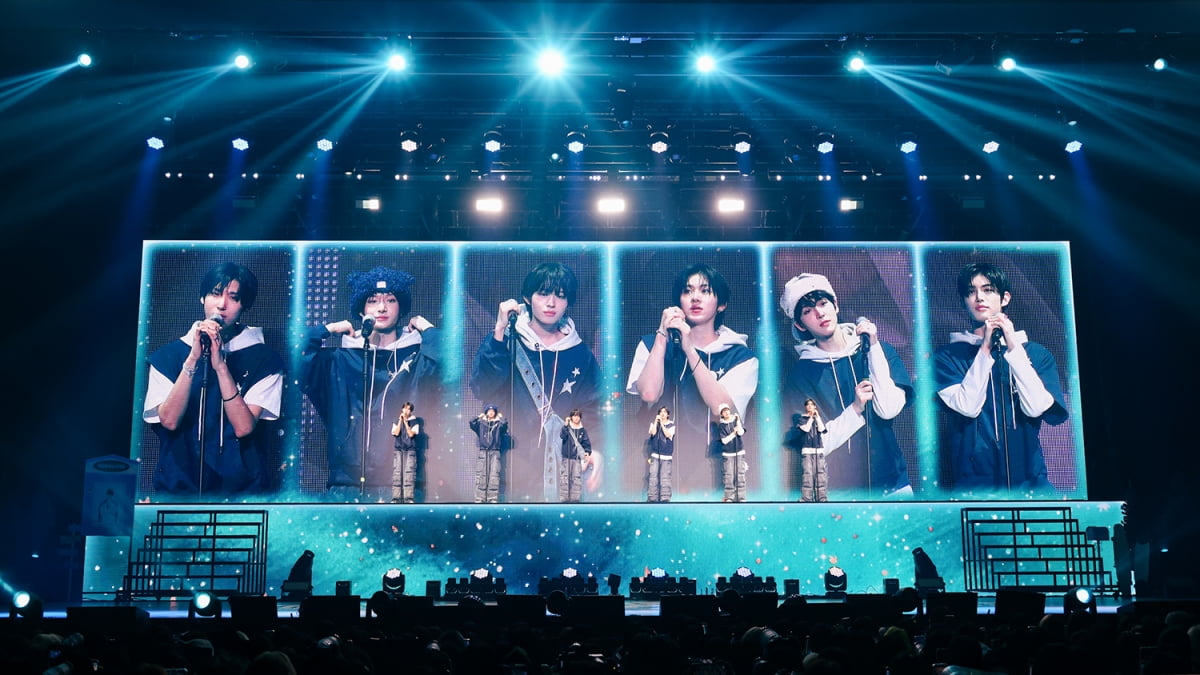 'JYP 신예' 킥플립, 데뷔 첫 팬 콘서트 성료… "억주년까지 함께해"