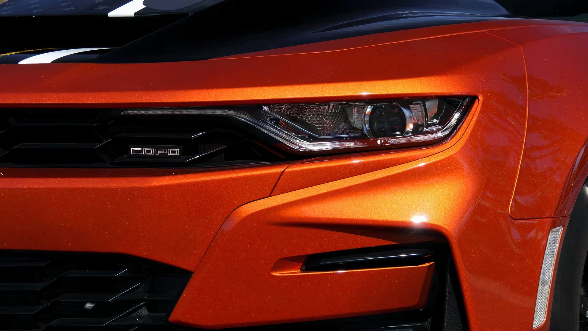 The biggest engine ever plonked under the hood of an American car