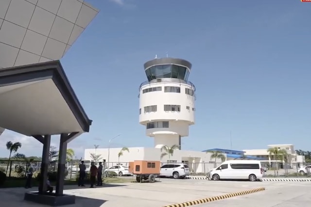 Marcos leads inauguration of Antique Airport Development Projects