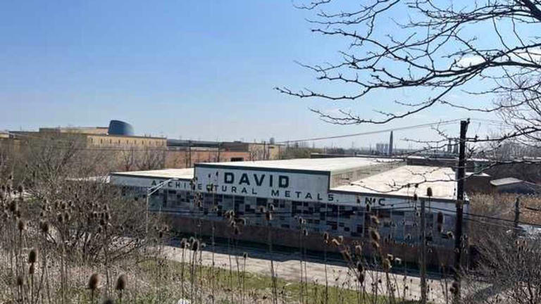 Chicago's first environmental justice ordinance faces uncertain future ...