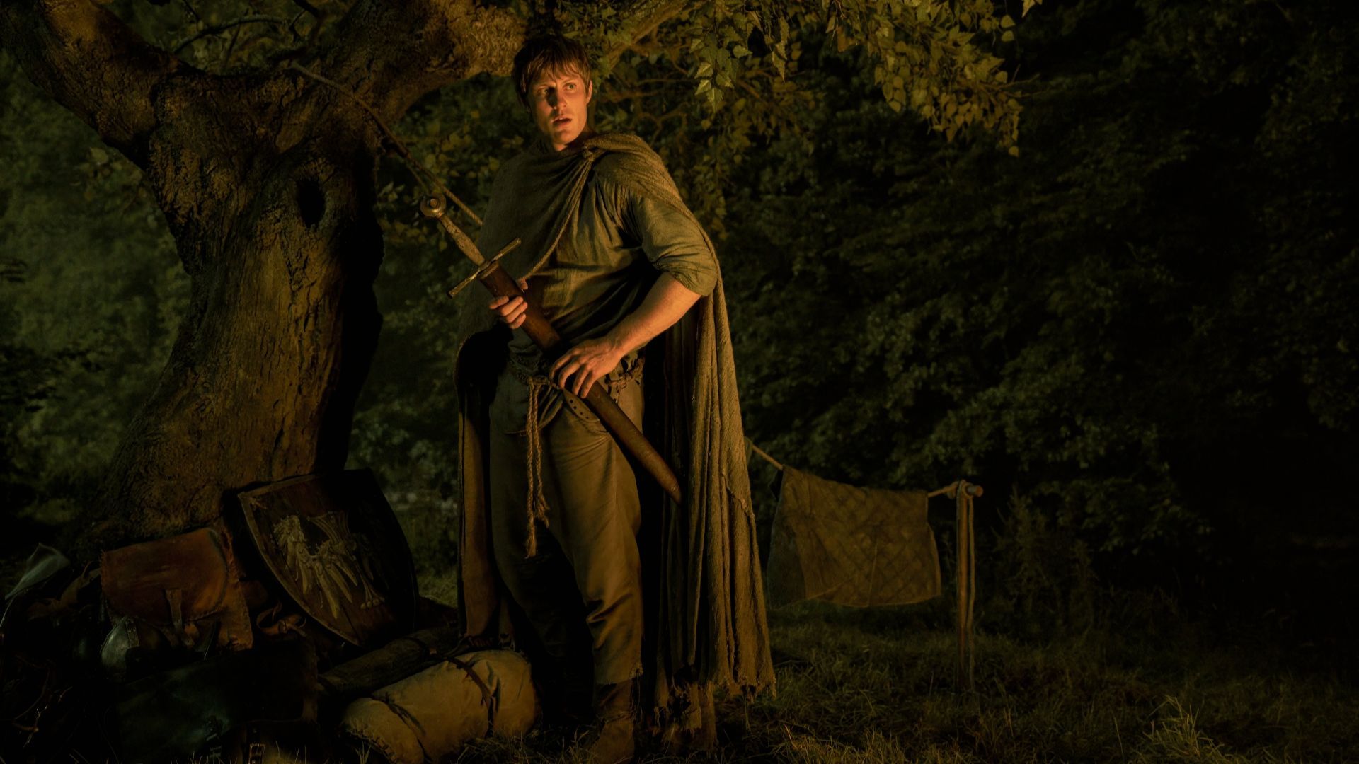 Peter Claffey's height: Comparing the actor to Dunk in A Knight of the ...