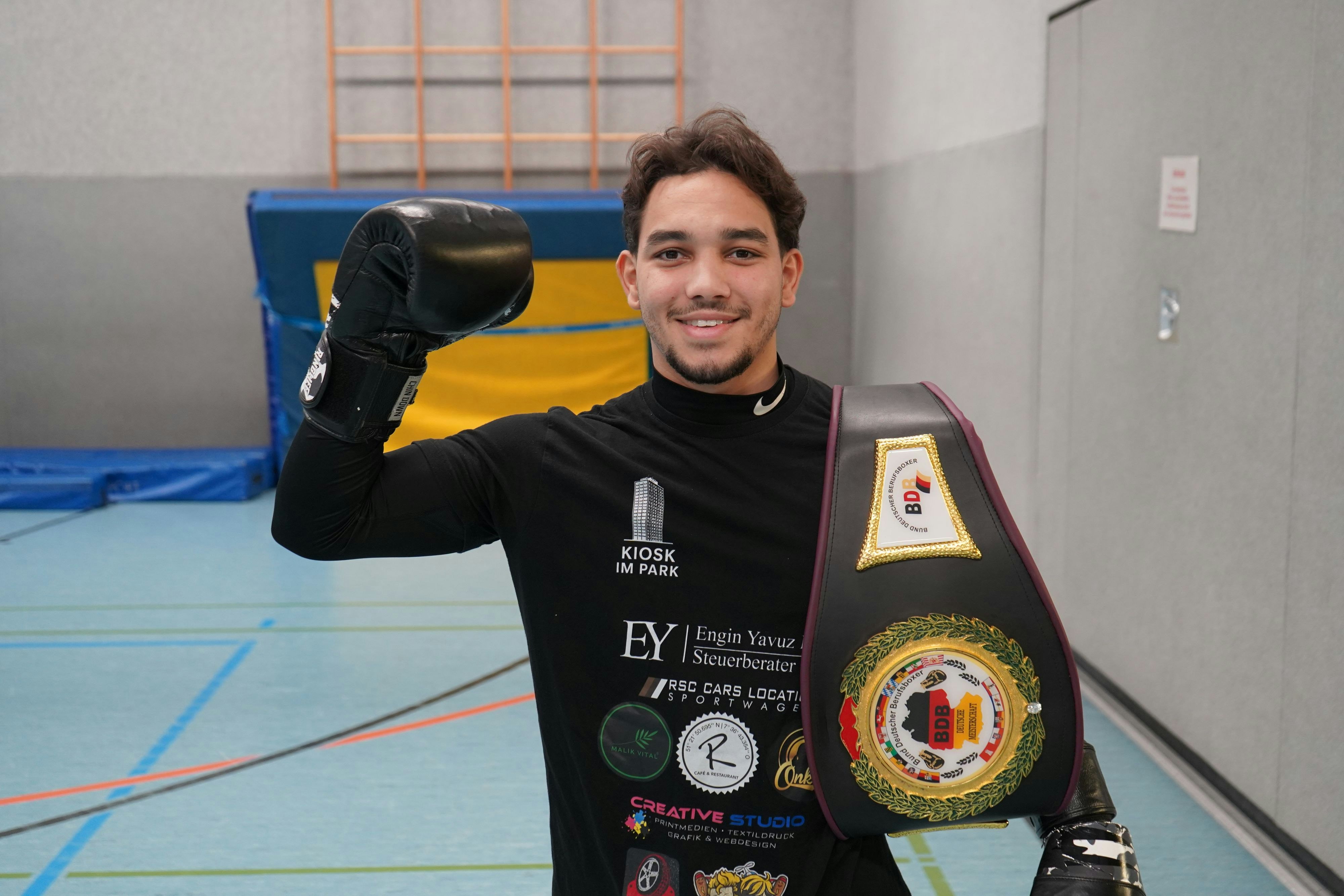 Profiboxen: Deutscher Box-Meister im Superfedergewicht ist Bergheimer ...