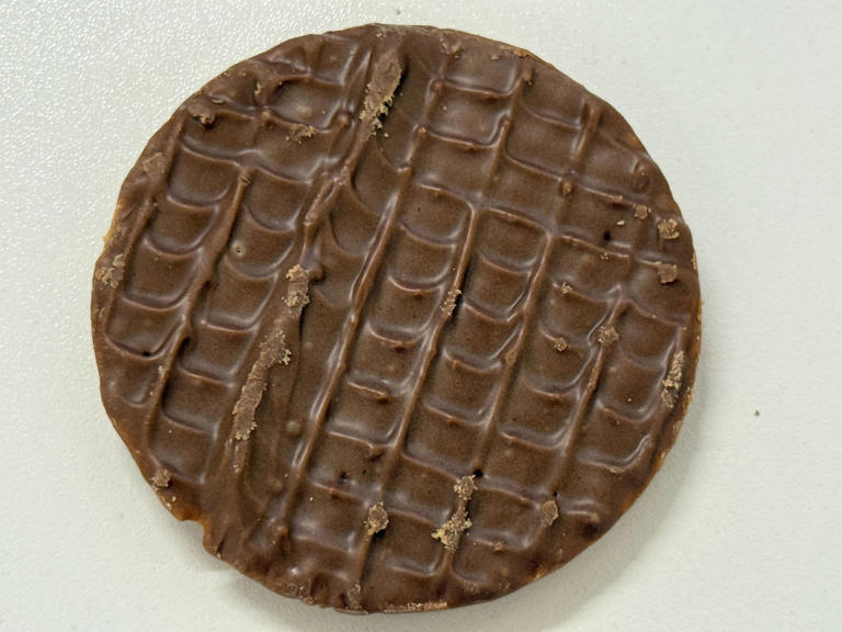Supermarket's own chocolate digestives beat McVitite's
