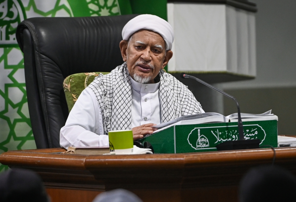 Hadi rules out unity government, sets conditions for Zahid’s grand ...