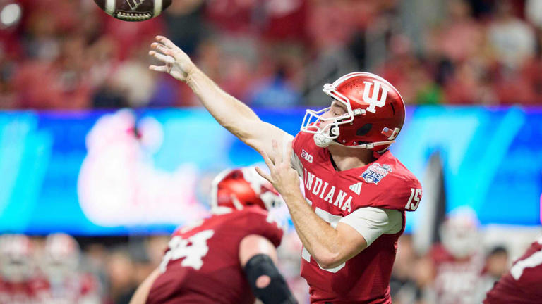 No. 1 Indiana vs. No. 10 Miami – CFP Championship prediction: Odds ...