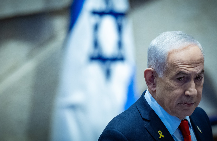 Netanyahu sends Smotrich, Amsalem out of cabinet meeting for fighting