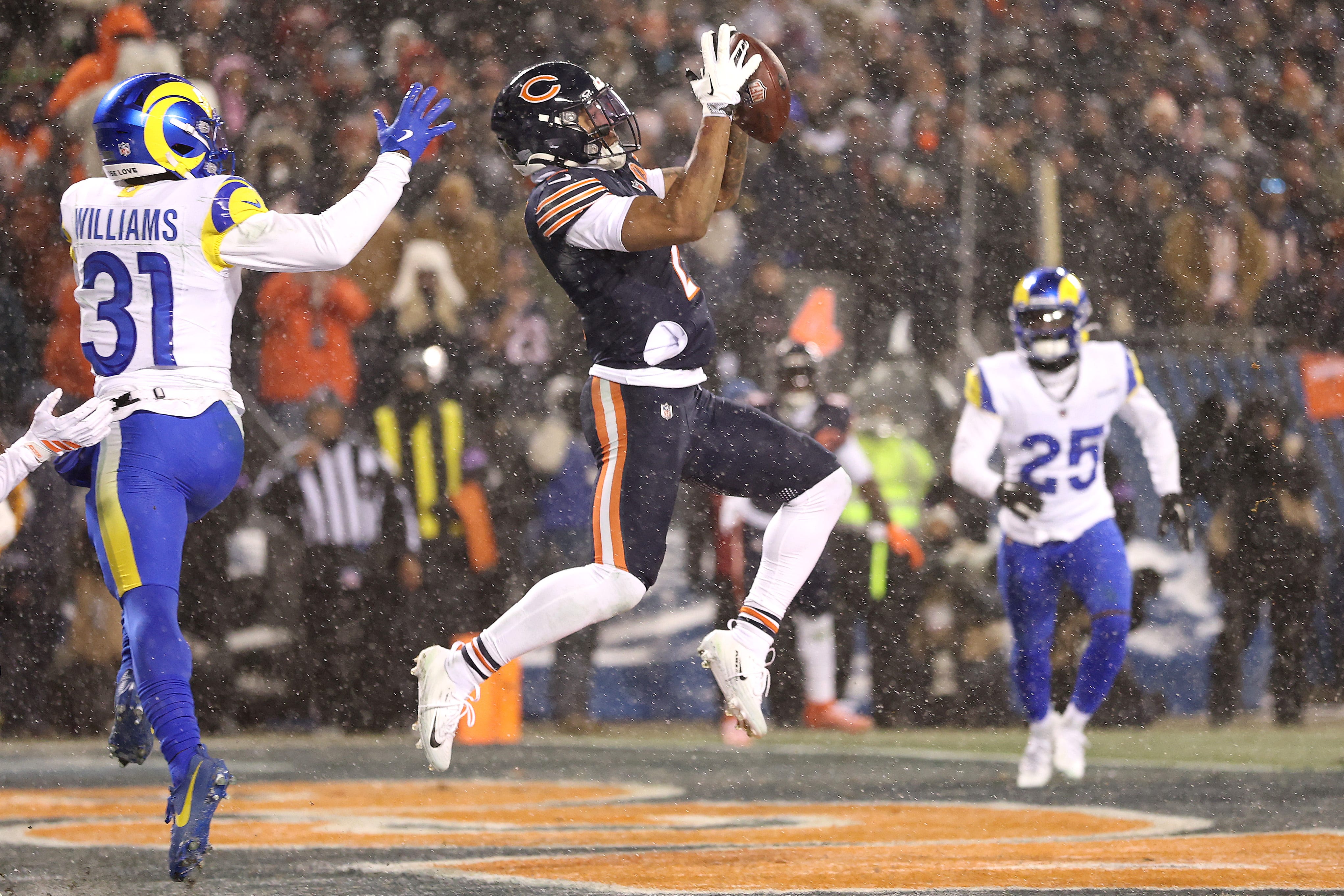 Bears vs. Rams live updates: NFL divisional round score, highlights