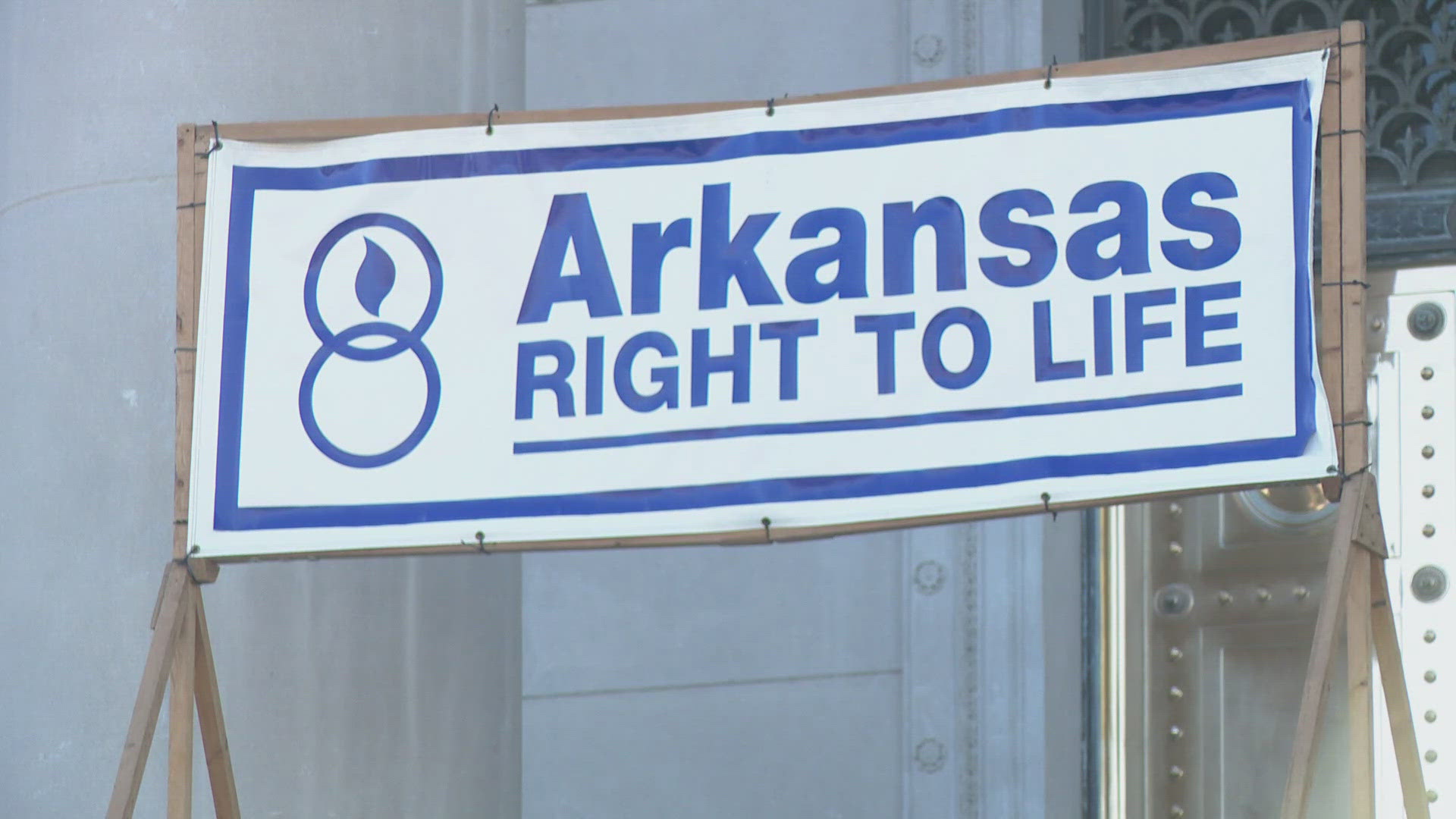 Gov. Sanders speaks at pro-life march