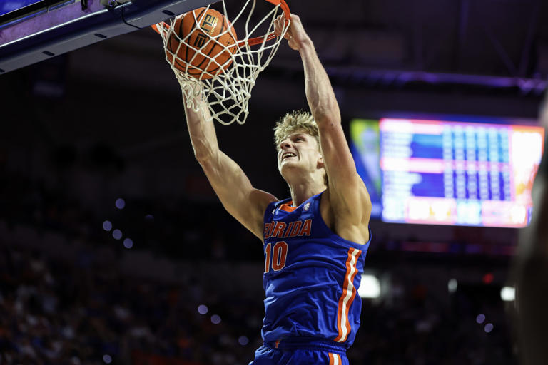 Men's college basketball rankings: Houston, Virginia climb, Arizona ...