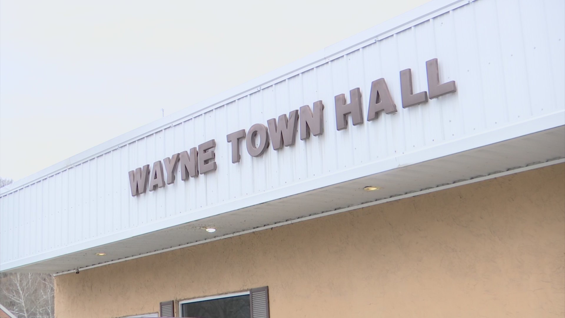 'Do not consume' water order issued to Wayne residents following oil spill