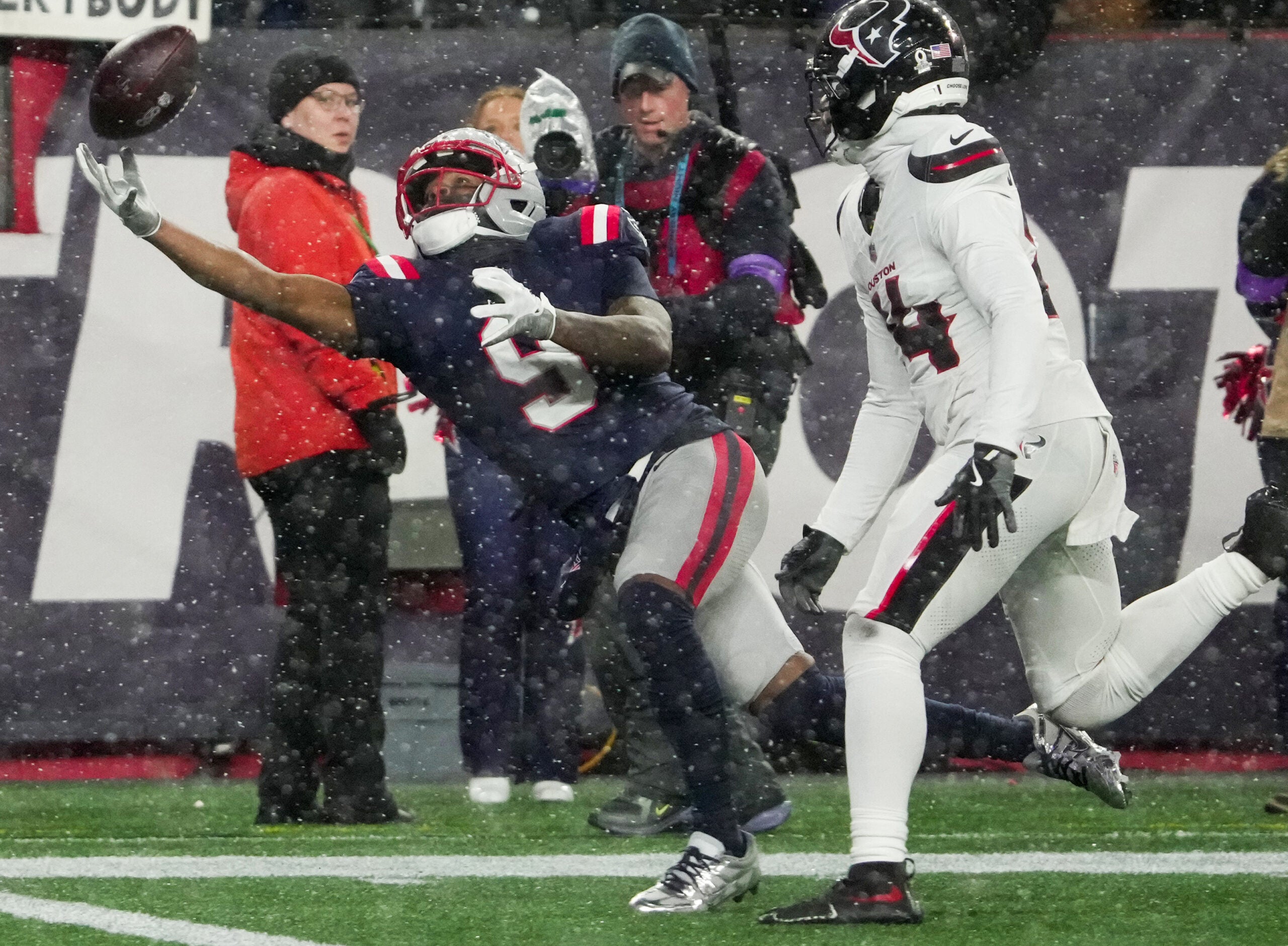 Patriots stock watch: Here’s who stood out and struggled in divisional ...