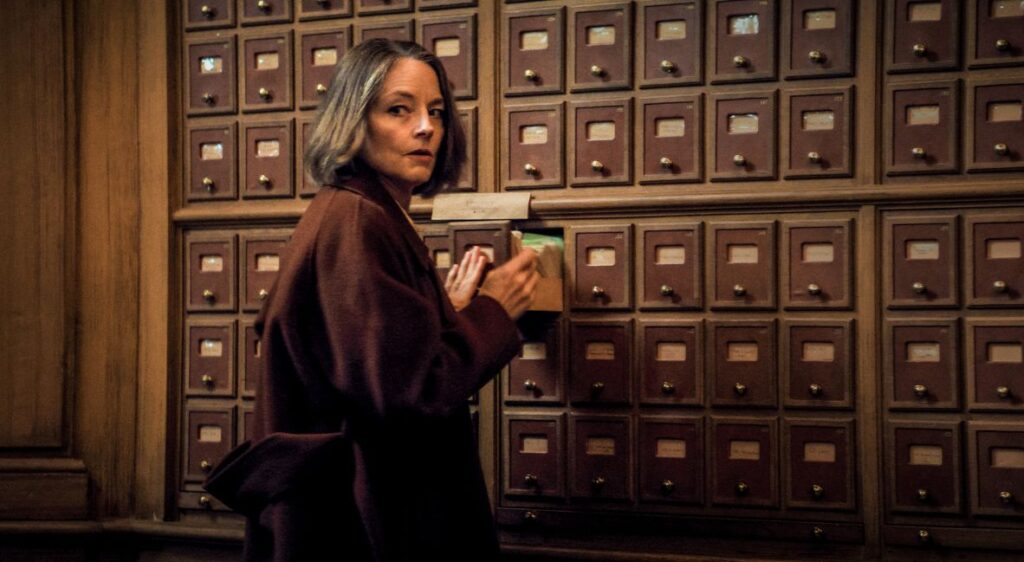 Review: Jodie Foster stalks a killer in satisfying slow burn ‘A Private ...