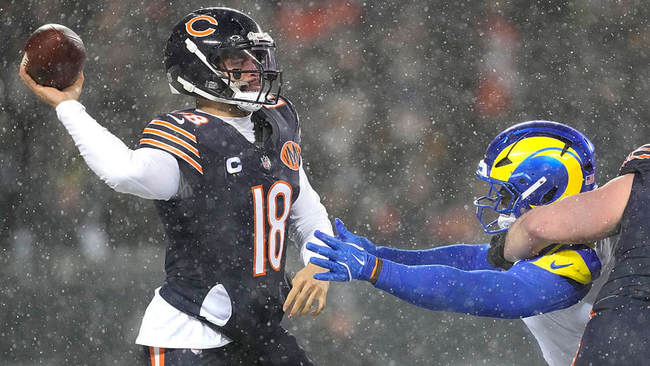 Grading the Chicago Bears in the Division round against the Los Angeles ...