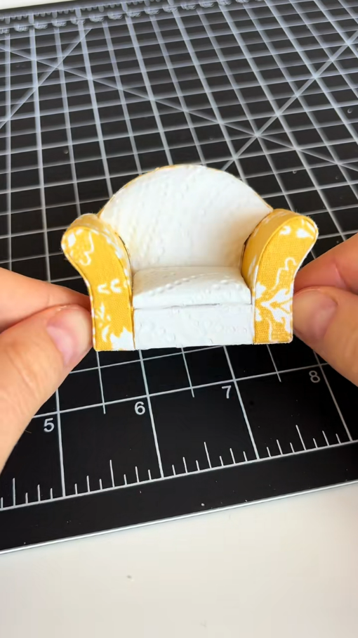 Handmade miniature dollhouse furniture: DIY patterns