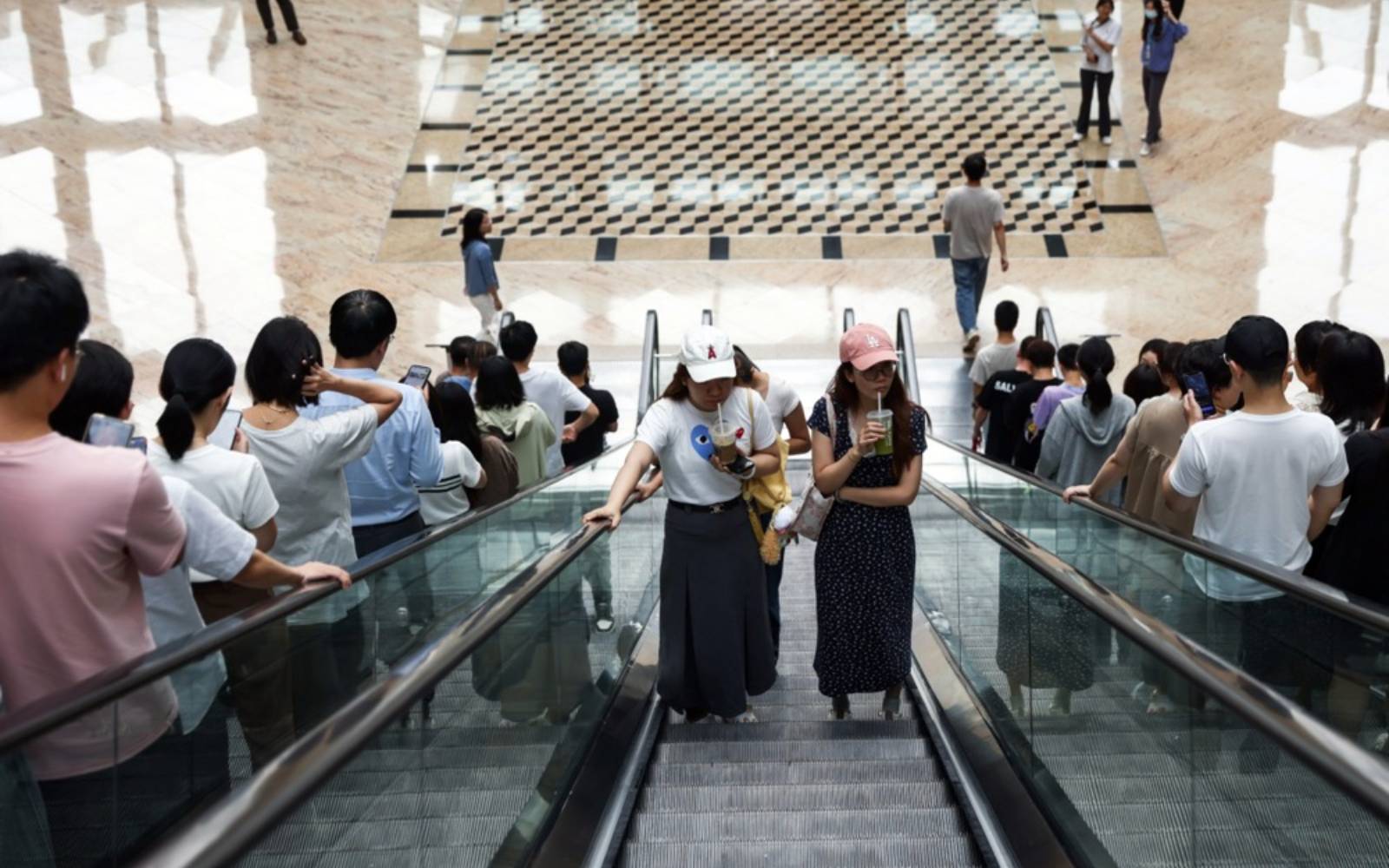 China’s population falls for a fourth straight year