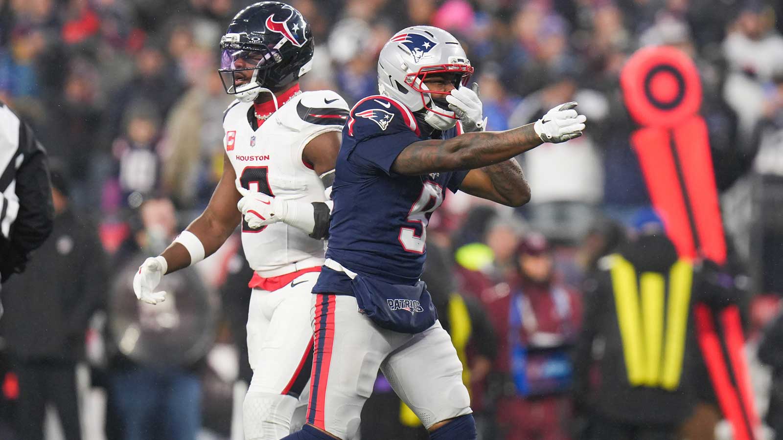 Patriots’ Kayshon Boutte reels in bonkers 1-handed TD grab vs. Texans