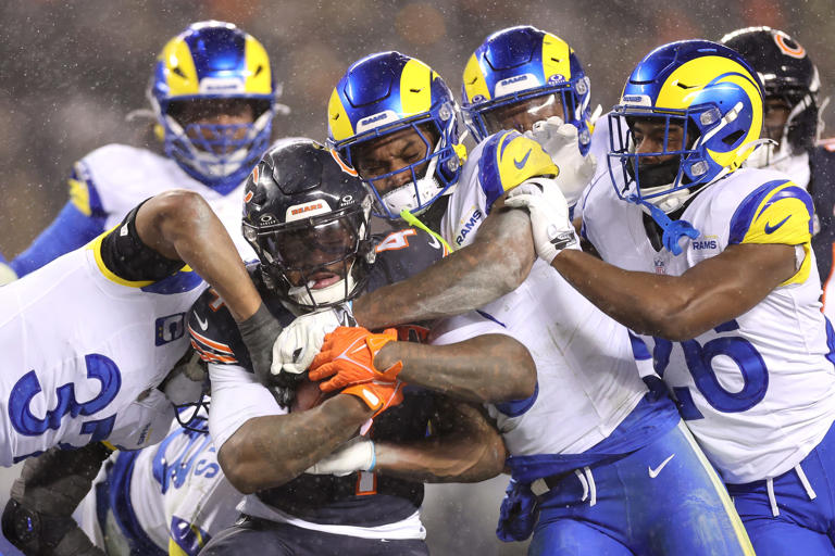 Bears vs. Rams live updates: NFL divisional round score, highlights