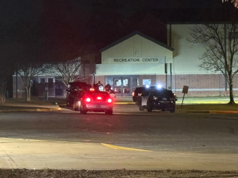 Two people injured in shooting near Shirley Winston Recreation Center