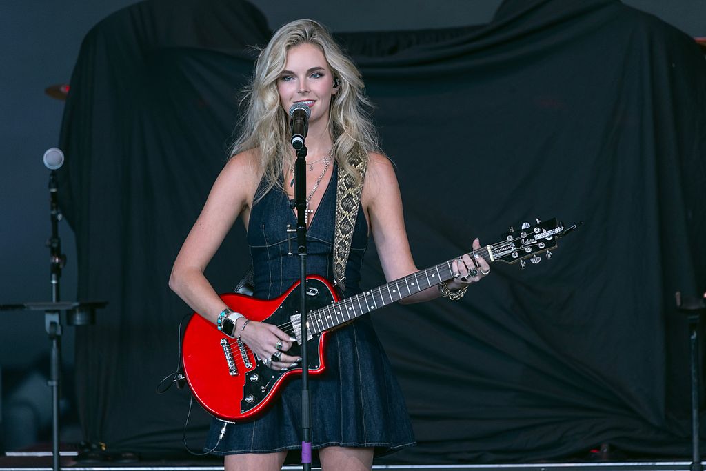 Keith Urban's rumored new girlfriend Karley Scott Collins breaks her ...