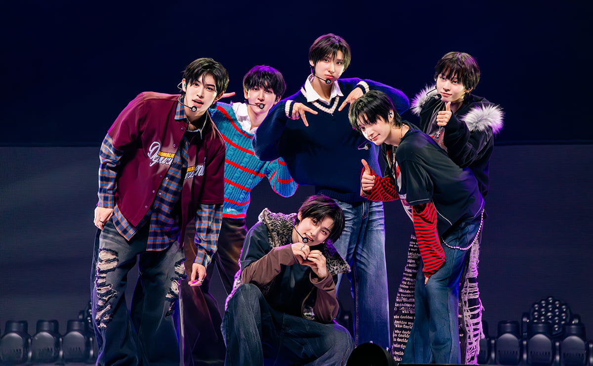 'JYP 신예' 킥플립, 데뷔 첫 팬 콘서트 성료… "억주년까지 함께해"