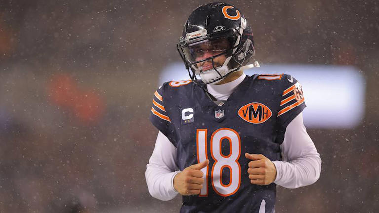 Caleb Williams explains 'miscommunication' with DJ Moore on overtime ...