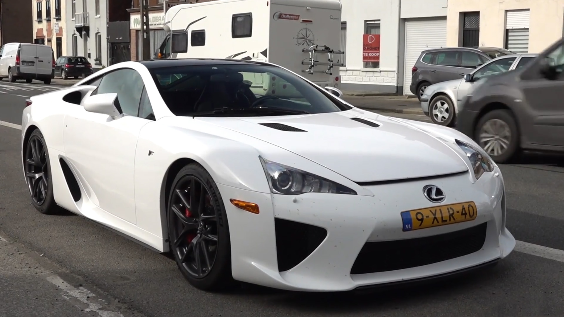 Le son incroyable de cette rare Lexus LFA en vrai