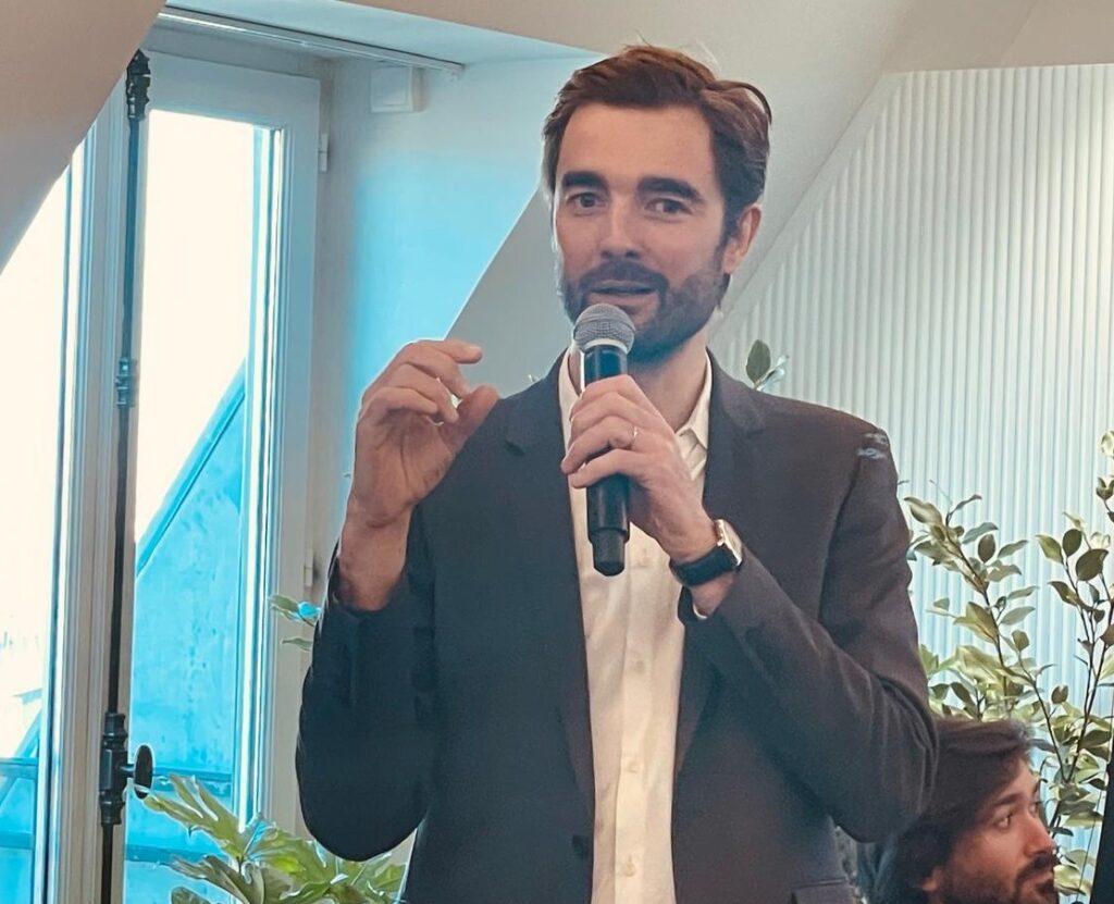 Vacances pour tous : Airbnb débourse un million d’euros pour aider des ...