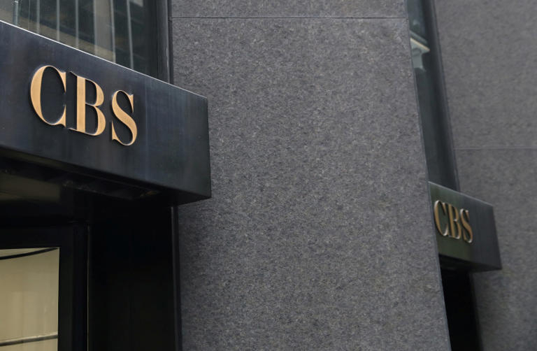 CBS airs El Salvador mega prison report weeks after pulling segment